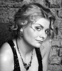 artists - singers - singers